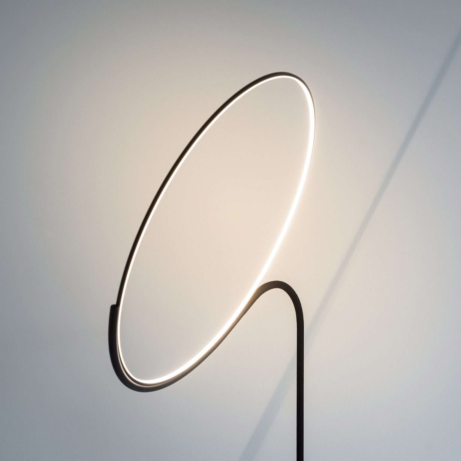 Cling – Robert Dabi — Creative Portfolio